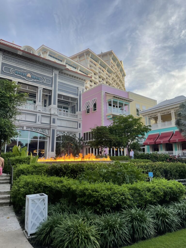 Bahamas on a Budget: Luxury Resort Edition - maxed out PTO