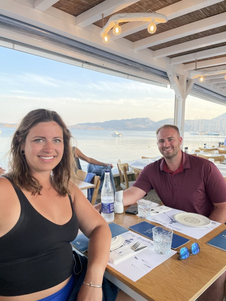 Greece Island Hop: Milos (Sarakiniko, Kleftiko) - maxed out PTO